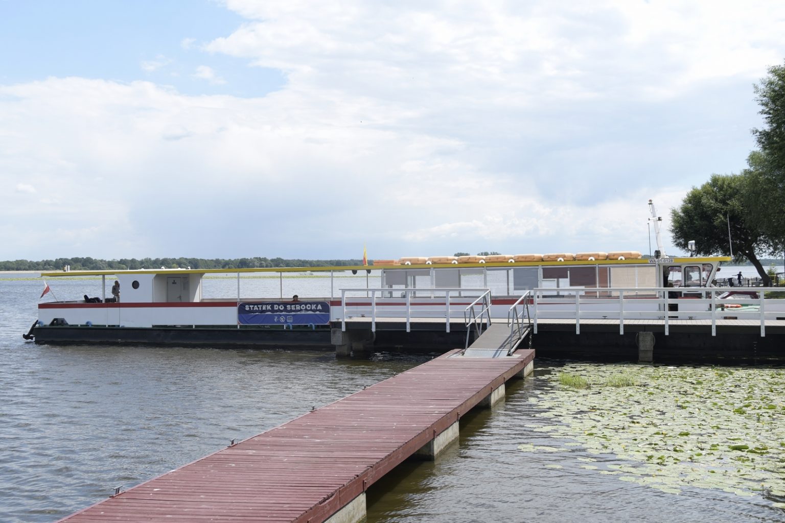 Rejs statkiem do Serocka - całodniowa wyprawa po wypoczynek | Skomplikowane