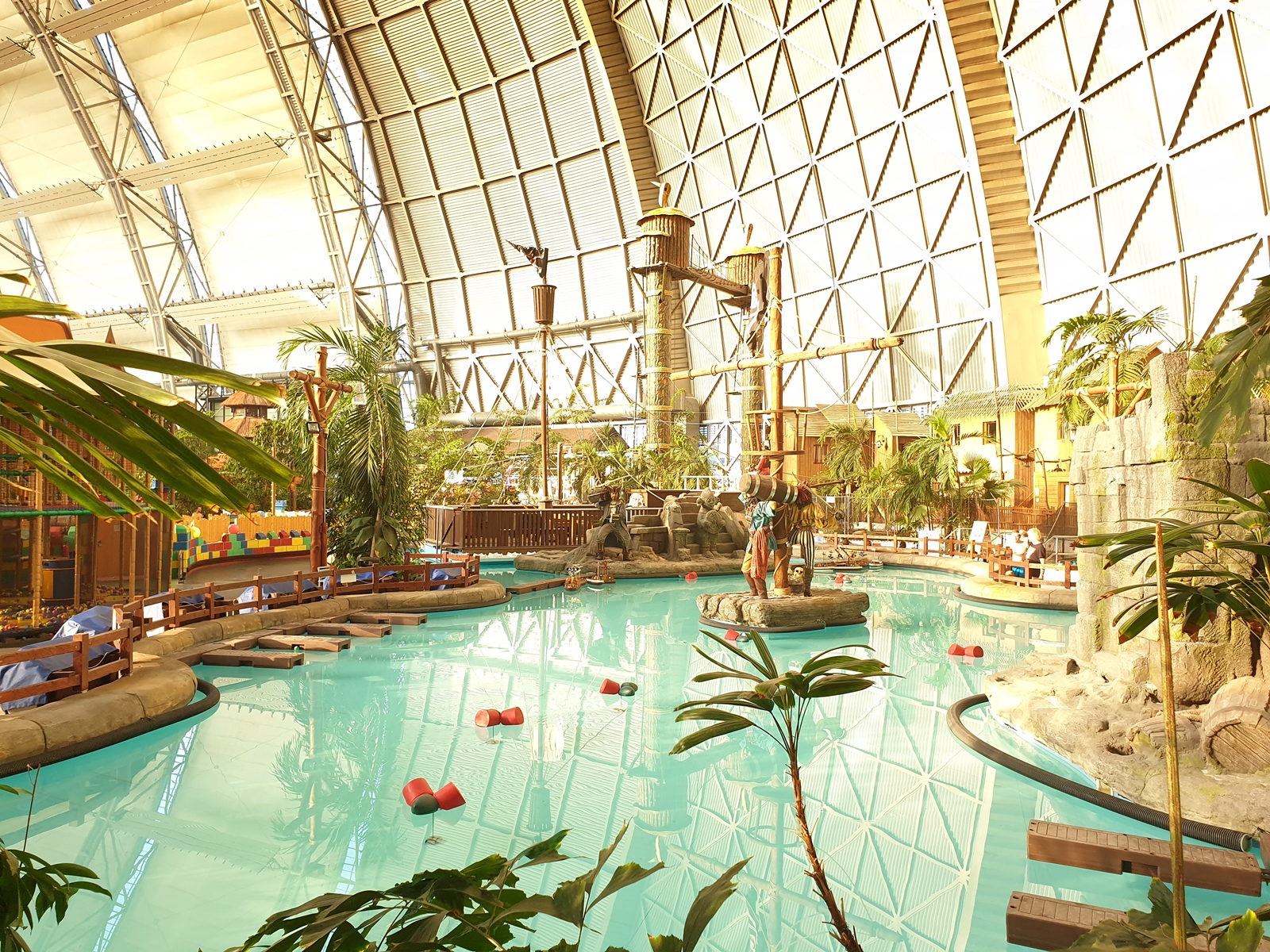 Tropical Islands - pierwszy las tropikalny w Europie, który odtworzono ...