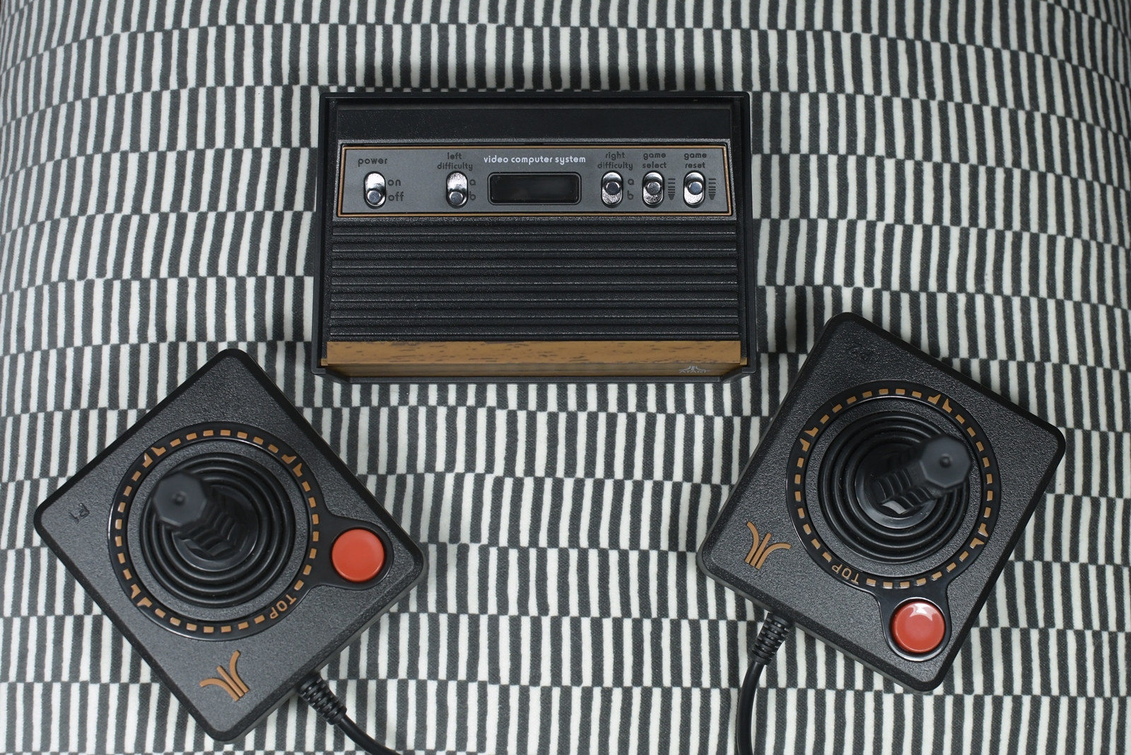 Atari Flashback X - retrokonsola dla fanów gier z lat 80. | Skomplikowane